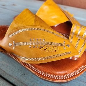 Camel Threads | Shoes | Saudi Madas Sandals Unisex Mustard Yellow ...